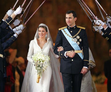 Letizia Ortiz entre el amor por Felipe el apodo de Cenicienta roja y las críticas de los