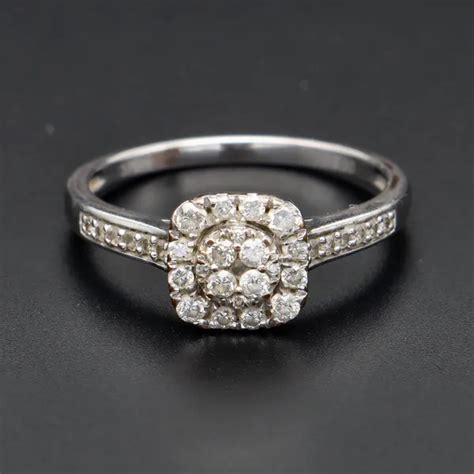 9ct Gold Diamond Halo Ring Hemswell Antique Centres
