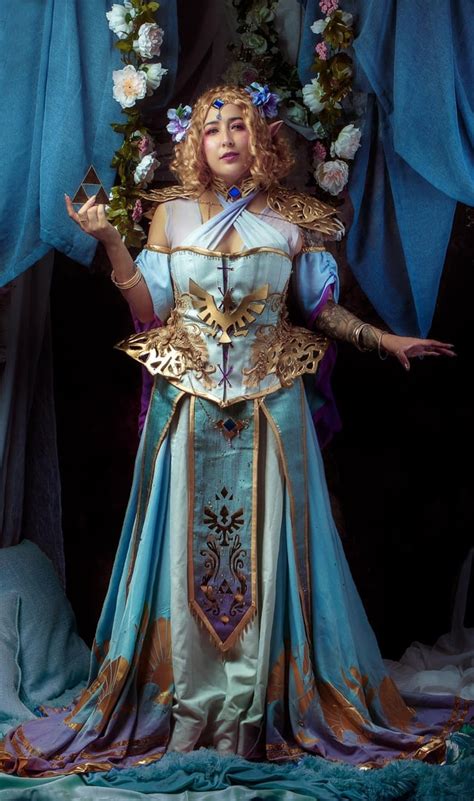 Tale Of Two Zeldas Cosplay By Love Bats Chat Favorite Craftsmanship