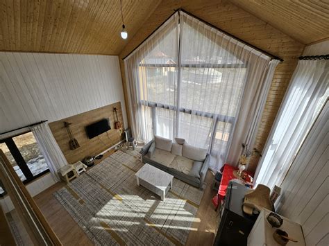 Зуслангийн газар Хаус Зуслангийн газар Хаус зарна