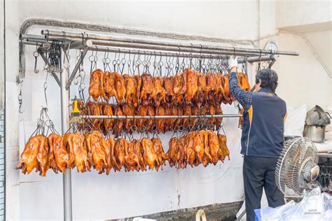 美村路烤鴨 台中40年烤鴨老店天天都在排隊，鴨肉多汁又嫩口，超好吃~ 熱血台中