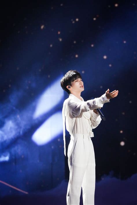 Pin By EXO ShenSejeong On Zhou Shen In Singer Professional Best
