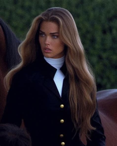 Old Money Aesthetic Aesthetic Women Feminine Aesthetic Hairstyles For School Easy Hairstyles