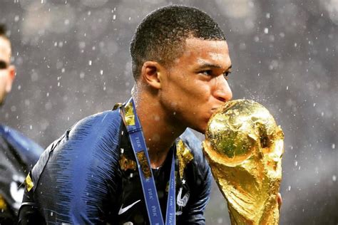 Coupe Du Monde Pourquoi Le Trophée Des Français Est Il Faux