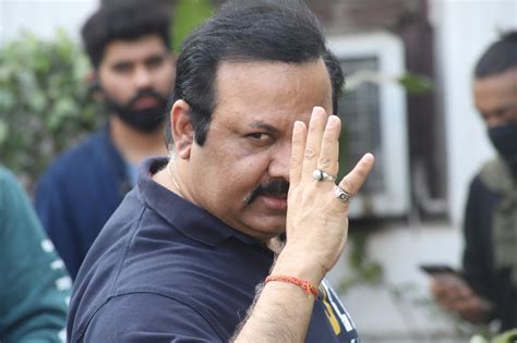 Qanda With Neerraj Pathak ‘people Are Loving ‘inspector Avinash Because Of Its Story Humour