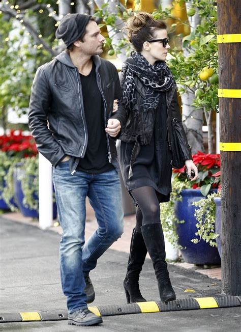 Kate Beckinsale Leggy In Mini Skirt 13 Gotceleb