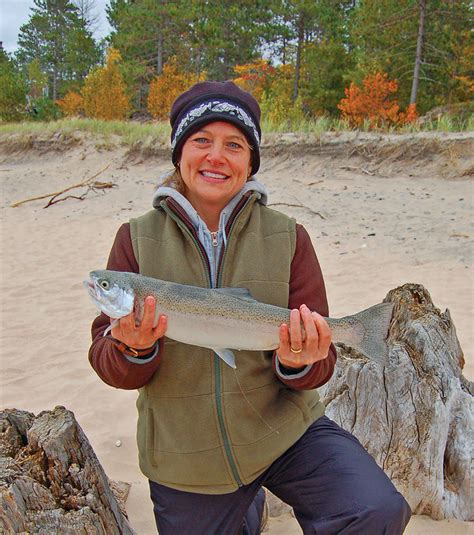 Fly Girls By Chuck Lichon Great Lakes Angler