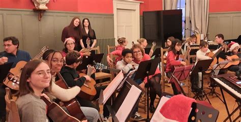 Baccarat La Classe Guitare De LÉcole De Musique En Concert
