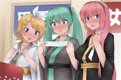 Mirrored Text Danbooru