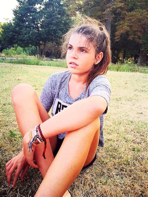 Images De Fille 16 Ans Téléchargement Gratuit Sur Freepik