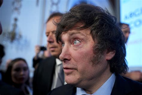 Milei enfriará a mínimos la relación con España si es presidente y
