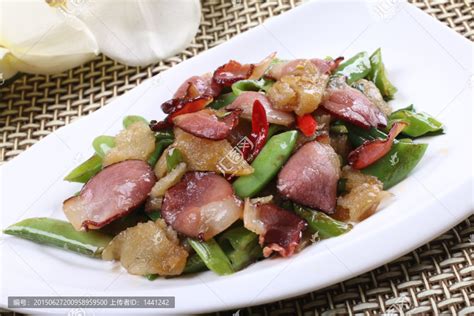 洋芋粑粑炒腊肉 陕南炒腊肉 其它 食品餐饮 摄影素材 汇图网www huitu