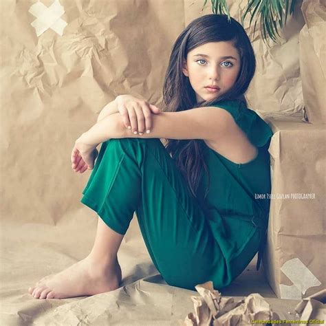 Celebridades Femeninas Oficial Amit Goffman Levi Belleza Incipiente Cuando Traje A La