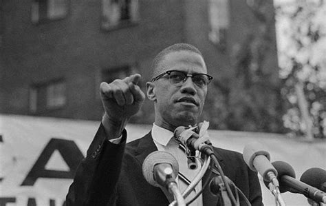 Malcom X Storia In Breve Il 21 Febbraio 1965 Fu Ucciso