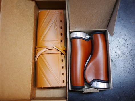 전주브롬톤 브롬톤 벤헤일 탑튜브 가죽커버 브룩스 가죽 그립 교체 작업 전주 브롬톤 옵션 브롬톤 튜닝 전문점 전북권 유일 브롬톤 정식대리점 전주 바이크박스인후점