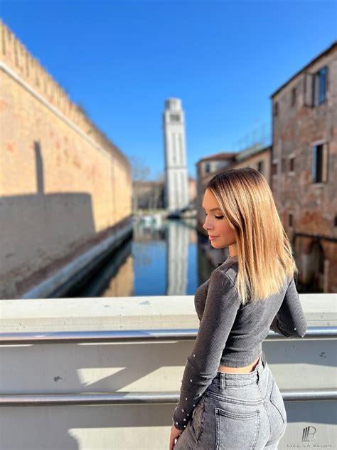 Lizz La Reign Finmessage