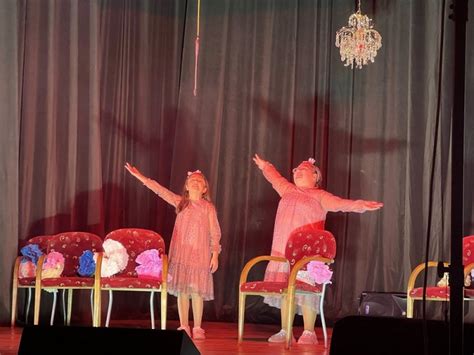 Музикална пиеса на Спящата красавица обра овациите в Оряхово снимки