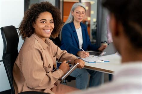 How To Choose The Best Employment Outsourcing Partner HROne