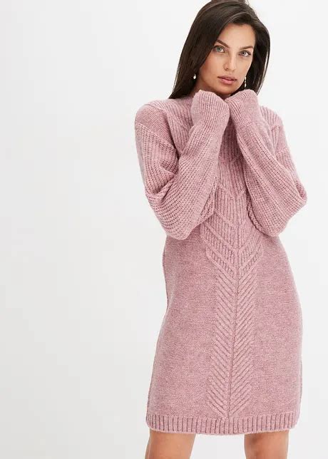 Moderní A ženské Oversized Pletené šaty S Moderním Copánkovým Vzorem