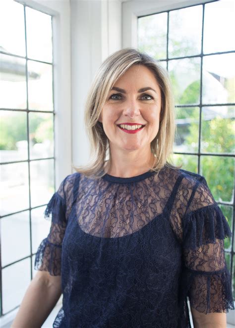 About — Polished Style By Sarah Barty