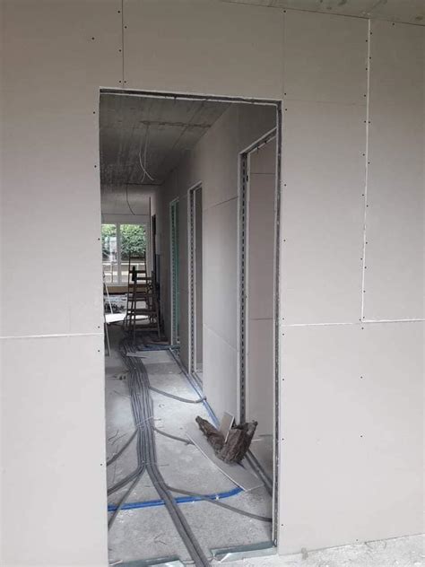 Строителите ВТ Предстенни обшивки преградни стени и