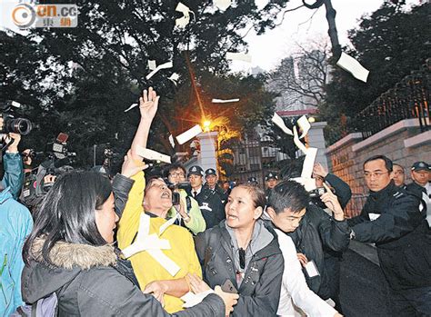預告後續「好戲」 未幾已散水 東方日報