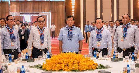 ឯកឧត្តមបណ្ឌិត ហ៊ុន ម៉ាណែត៖ ការជួបជុំក្នុងធ្លុងសាមគ្គីភាពនៃមហាគ្រួសារខ្មែរ