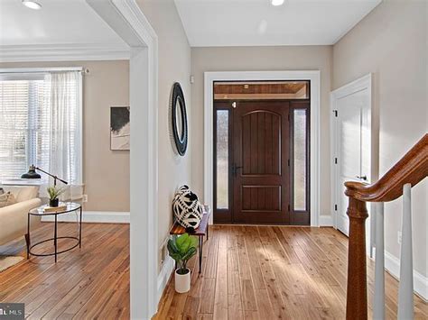 5715 Roland Ave Baltimore MD 21210 Zillow