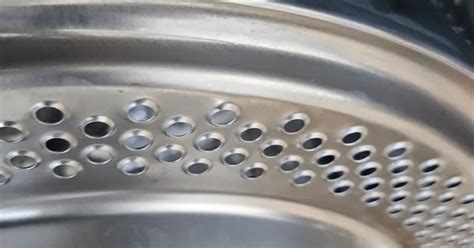 전날 상담 드렸는데도 다음날 바로 오셔서 깨끗하게 진행해주셨습니다 중간중간 질문드린것도 친절하게 답변해주셨어요 숨고 숨은고수