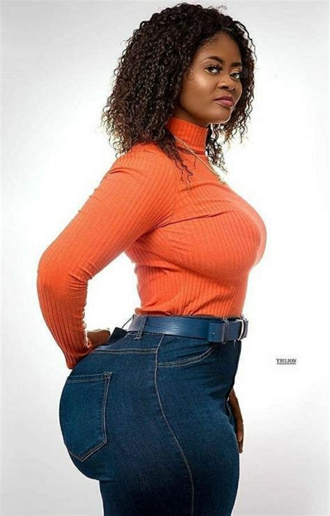 Pin By Thomas Marshall On Yep Curvy Women Jeans Curvy Girl