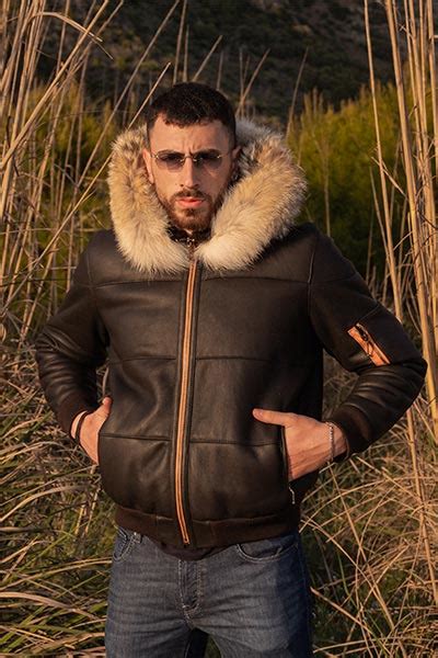 ΑΓΝΗ Δερμάτινα And Γούνες