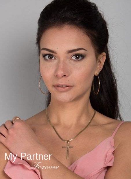 Ukraine Girls Seeking Marriage Yuliya From Kiev Ukraine