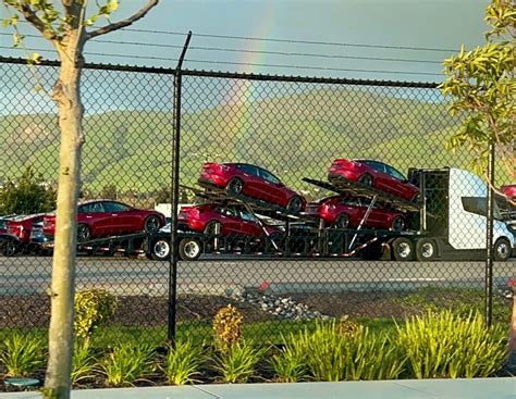 Teslas Electric Semi Truck Spotted Loaded With Model 3 Highlands
