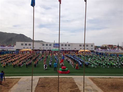 Баяр наадмын нээлт өргөн дэлгэр болж байна