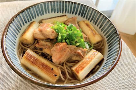 リュウジ「至高の鶏そば」が簡単なのにウマすぎ 年越しそばはこれで確定 Fumumu