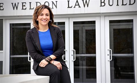 Kudos Alumna Angela Simmonds Llb 16 Receives 2017 Human Rights