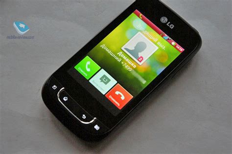 Mobile-review.com LG Optimus Link Dual Sim: Один Андроид, две SIM-карты