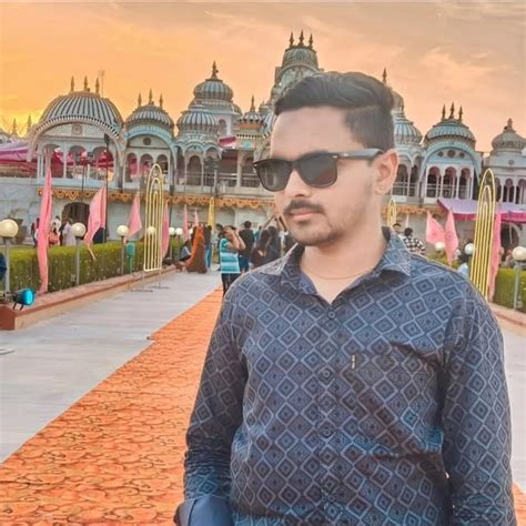 Aman Parashar Aman Parashar • Threads Say More