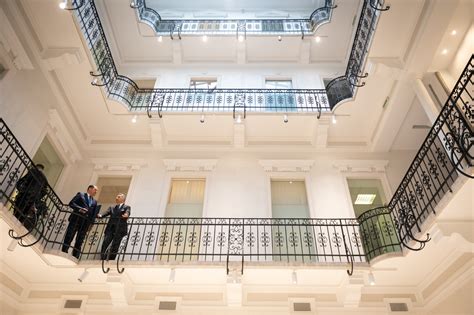 Ministrul Cseke Attila În Ungaria o familie îşi poate construi o casă mai ieftin şi mai uşor