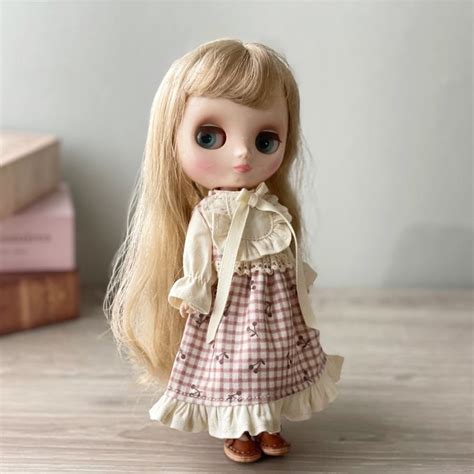 モンストドール ミディブライスサイズ さくらんぼワンピース Konta Minne 国内最大級のハンドメイド・手作り通販サイト