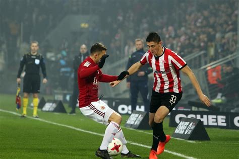 Kamil Pestka lewy obrońca Cracovii wypożyczony do Chrobrego Głogów