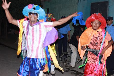 Nandaimeños Reciben 2024 Con El Baile De Los Diablitos” Radio La
