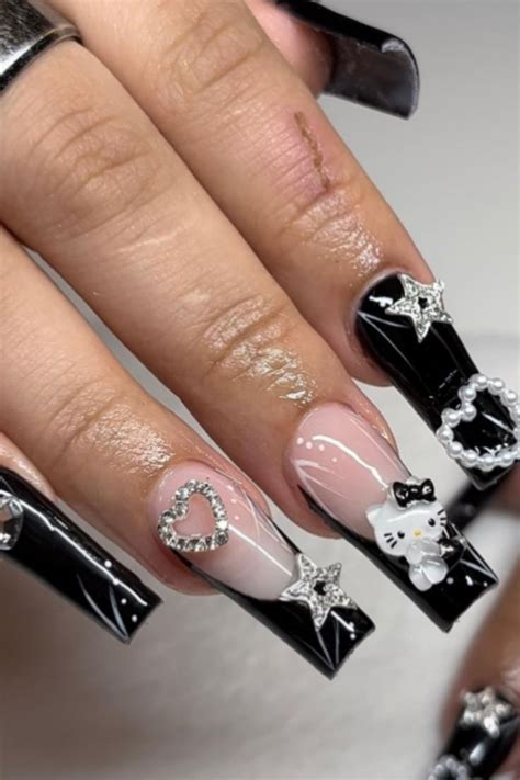 Hello Kitty Black Nail Art Hello Kitty Nails Stylish Nails Hello