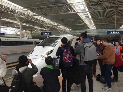 西成高鐵開始全線試跑，首趟車估計耗時255分鐘 每日頭條