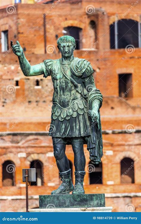 Augustus Caesar Statue Trajan Market Rome Italien Stockbild Bild Von