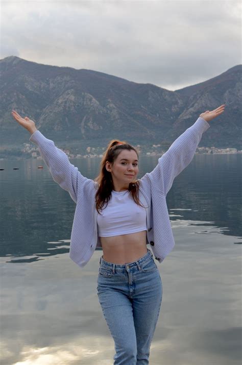 Can I Hug You 😊😋 Rbraless