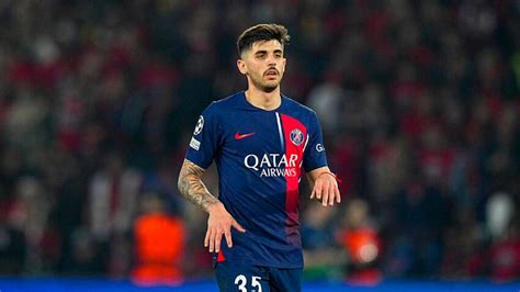 PSG Lucas Beraldo envoie un message fort à ses détracteurs