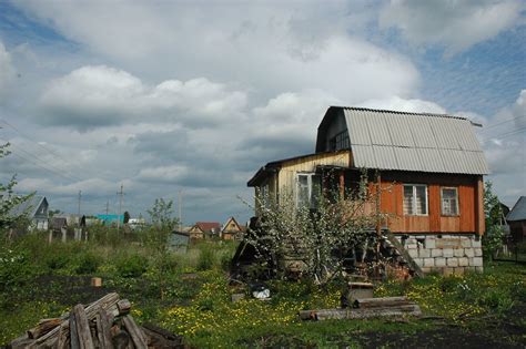 Dachas | This is the dacha next to Tatiana's father's. He's … | Flickr