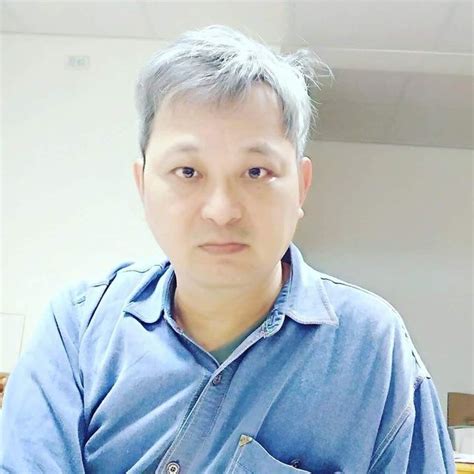 我已經將這家銀行賬戶餘額提領到沒有ATM卡沒有網銀賬號必須臨櫃辦理各項業務的那家銀行了