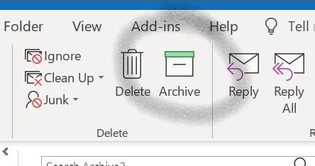 Ranting Technically Speaking Outlook Archive Button